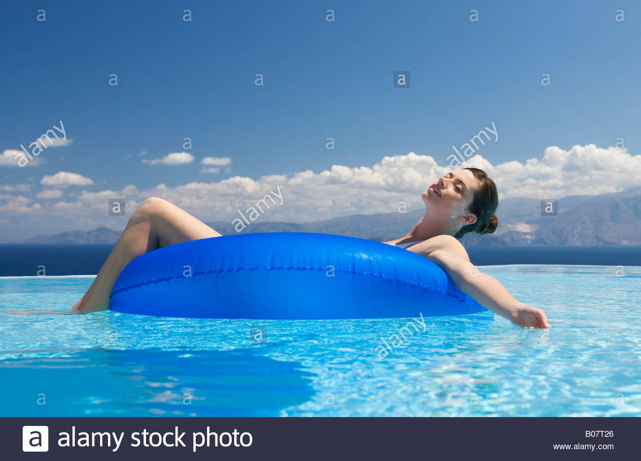 Pool Lilo Stock Photos & Pool Lilo Stock Images - Alamy