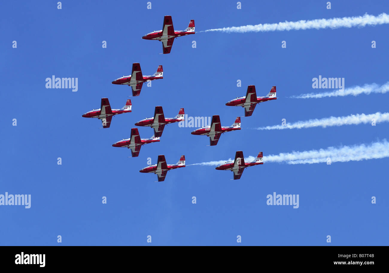 474 mph 763 km h range hi-res stock photography and images - Alamy