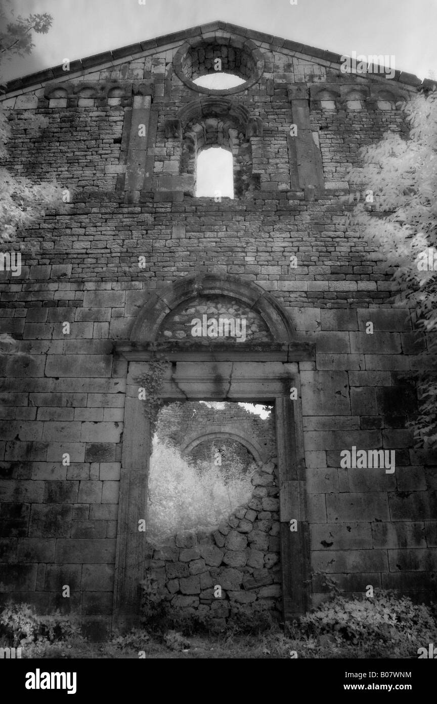 old broken church Stock Photo - Alamy