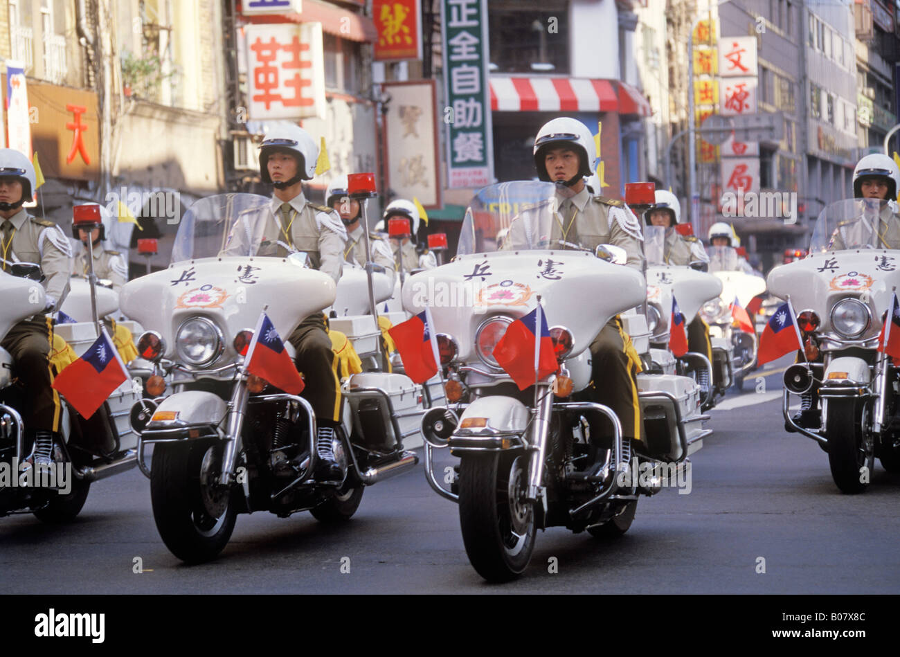 Taiwan Taipei Police Driving Their Harley Davidson Motorcycles In ...