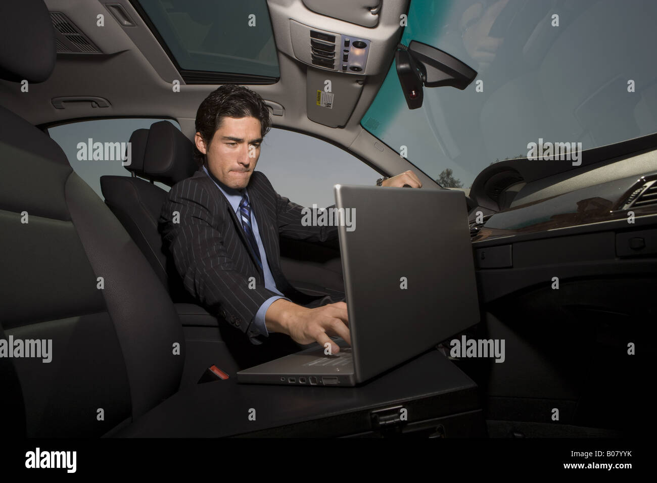 Bmw 528 hi-res stock photography and images - Alamy