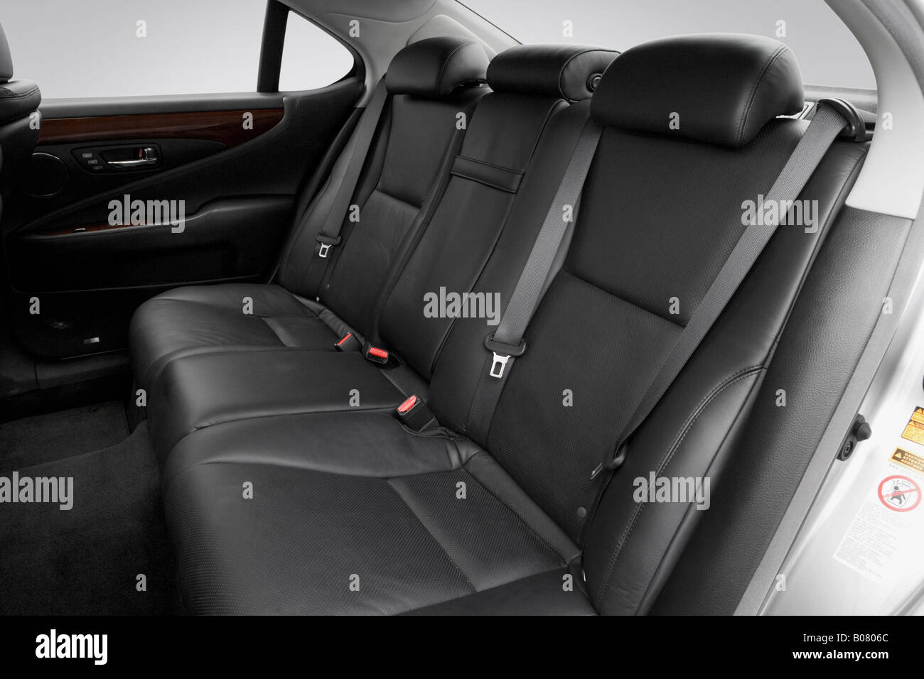 2008 Lexus LS LS460 in Gray - Rear seats Stock Photo - Alamy
