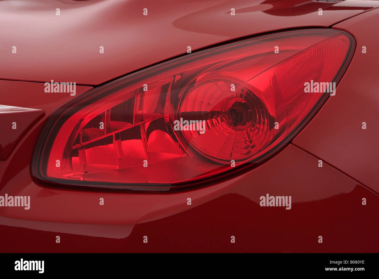 2008 Pontiac Solstice GXP in Red - Tail light Stock Photo - Alamy