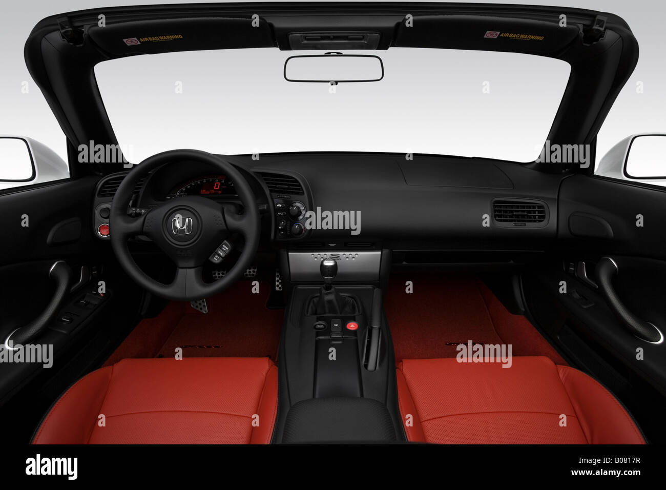 2008 Honda S2000 in White - Dashboard, center console, gear shifter ...