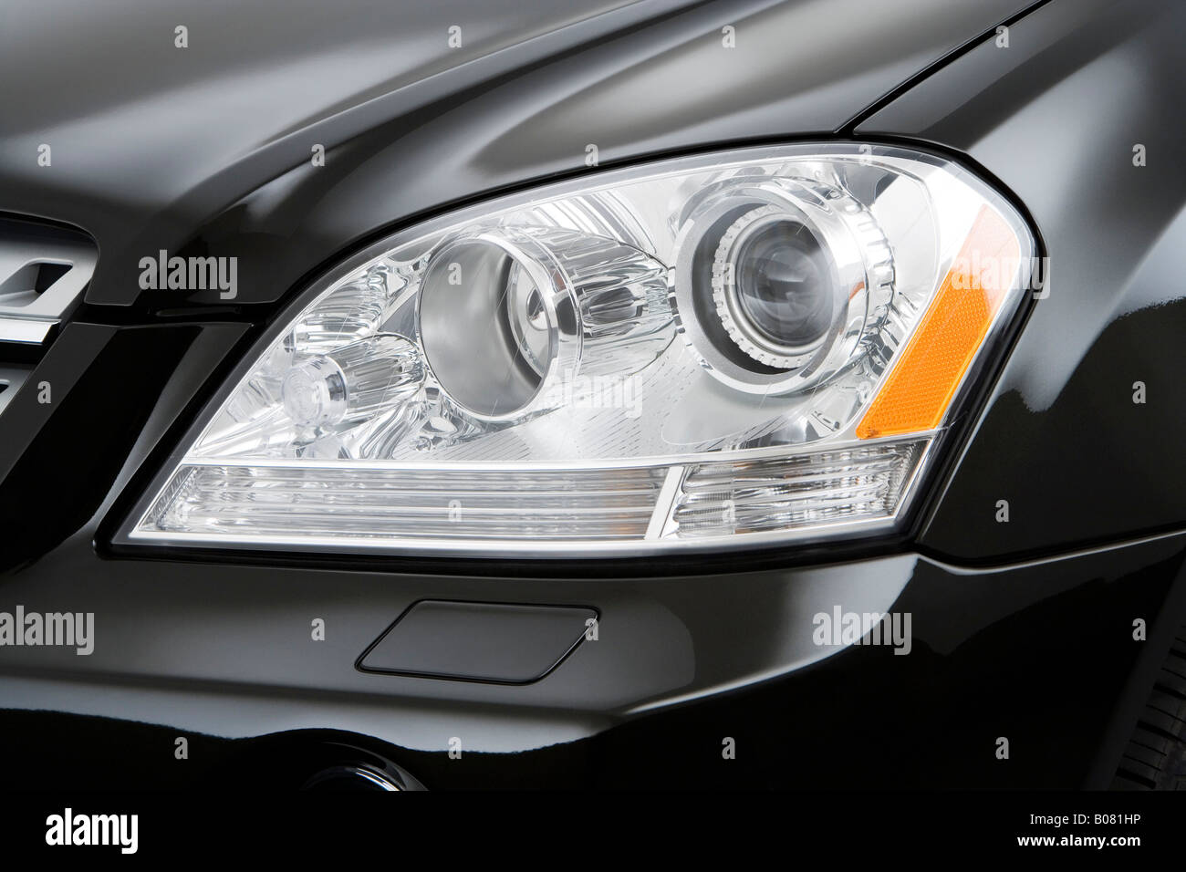 2008 Mercedes-Benz M-Class ML550 AMG in Black - Headlight Stock Photo ...