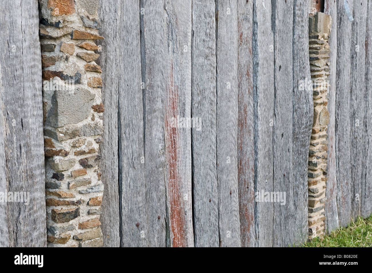 Timber palings hi-res stock photography and images - Alamy