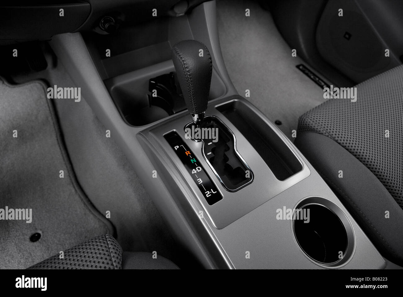 2008 Toyota Tacoma Prerunner in Blue - Gear shifter/center console ...