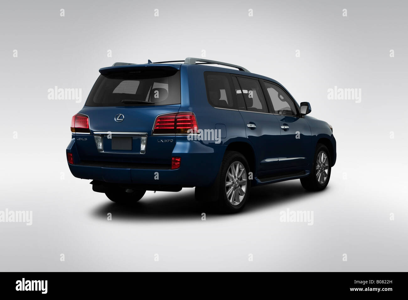 2008 Lexus LX LX570 in - Rear angle view Stock Photo - Alamy