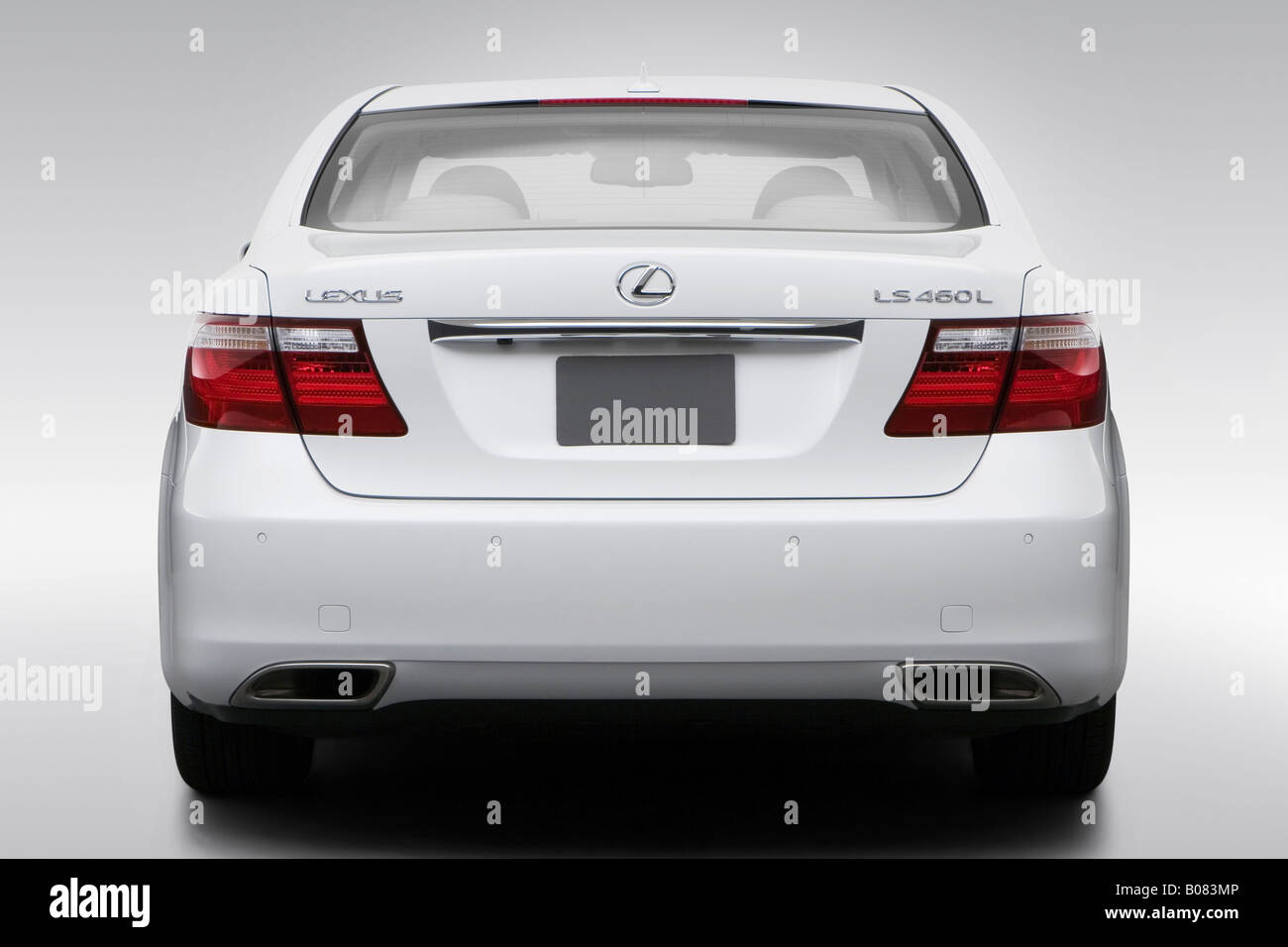2008 Lexus LS LS460L in White - Low/Wide Rear Stock Photo - Alamy