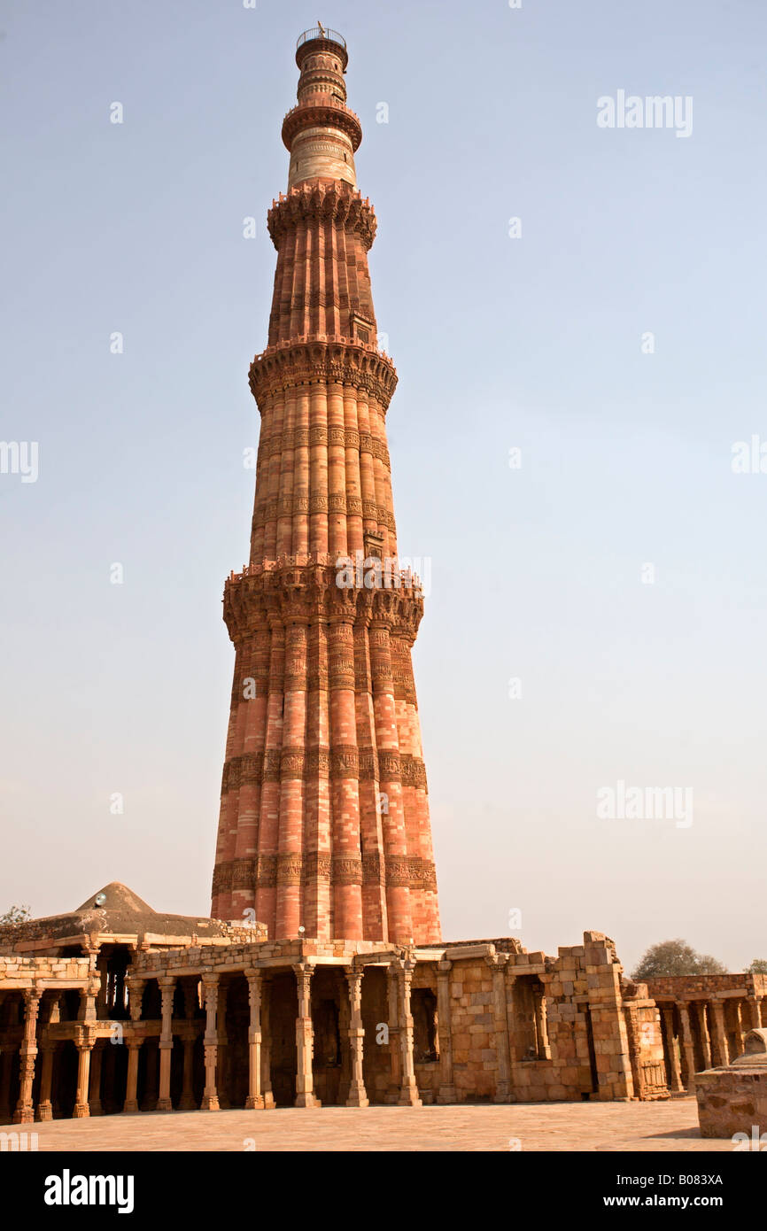 Qutb Complex: Qutub Minar Stock Photo - Alamy