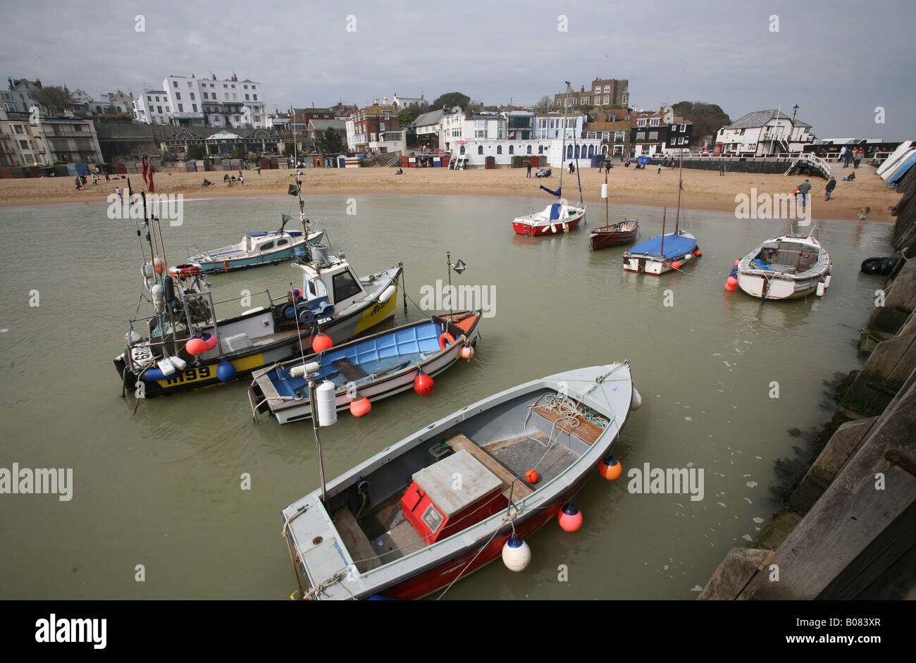 Pic Shows the Seaside town of Broadstairs in Kent Stock Photo - Alamy