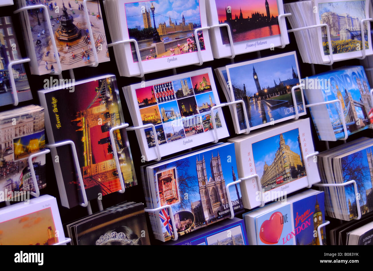 Postcards of London landmarks and icons for sale Stock Photo - Alamy
