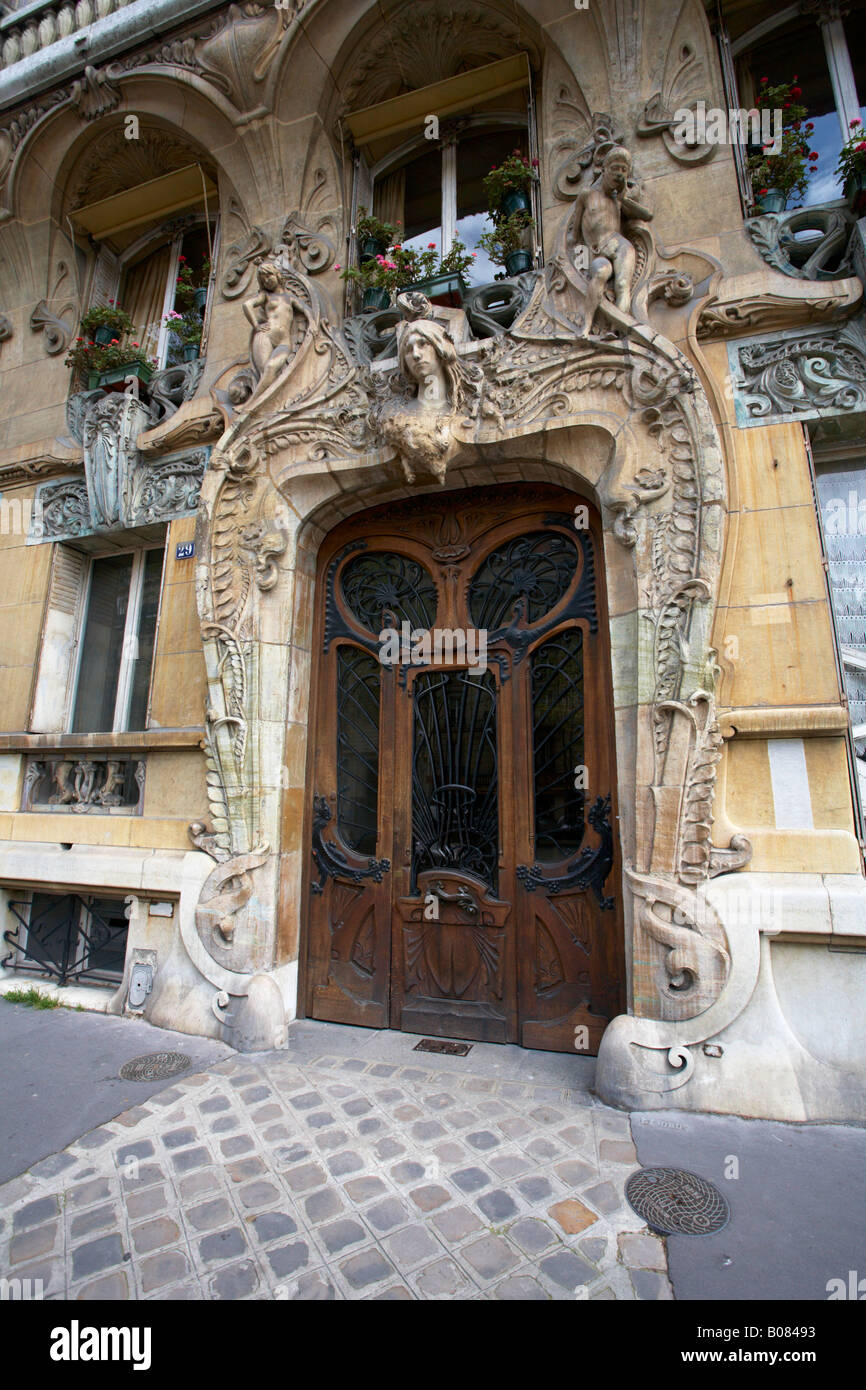 Rapp paris hi-res stock photography and images - Alamy