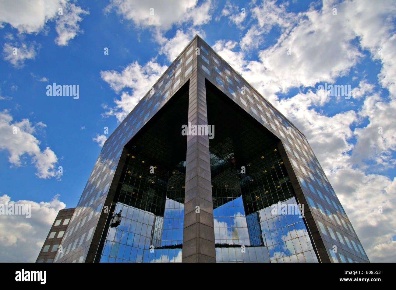 No.1 London Bridge, 1 London Bridge Street, Southwark, London SE1 ...