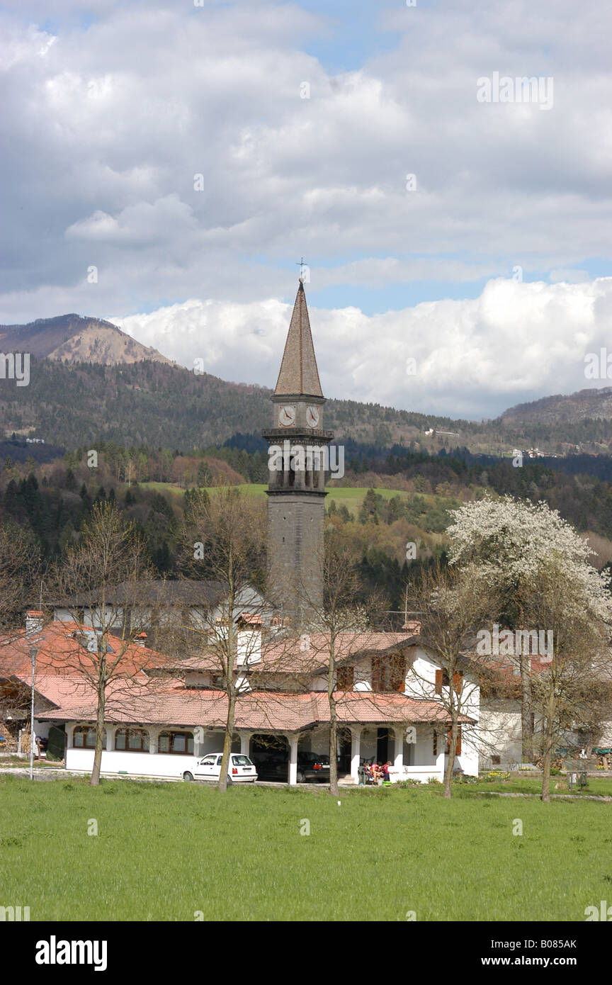 Enemonzo carnia friuli north italy hi-res stock photography and images ...