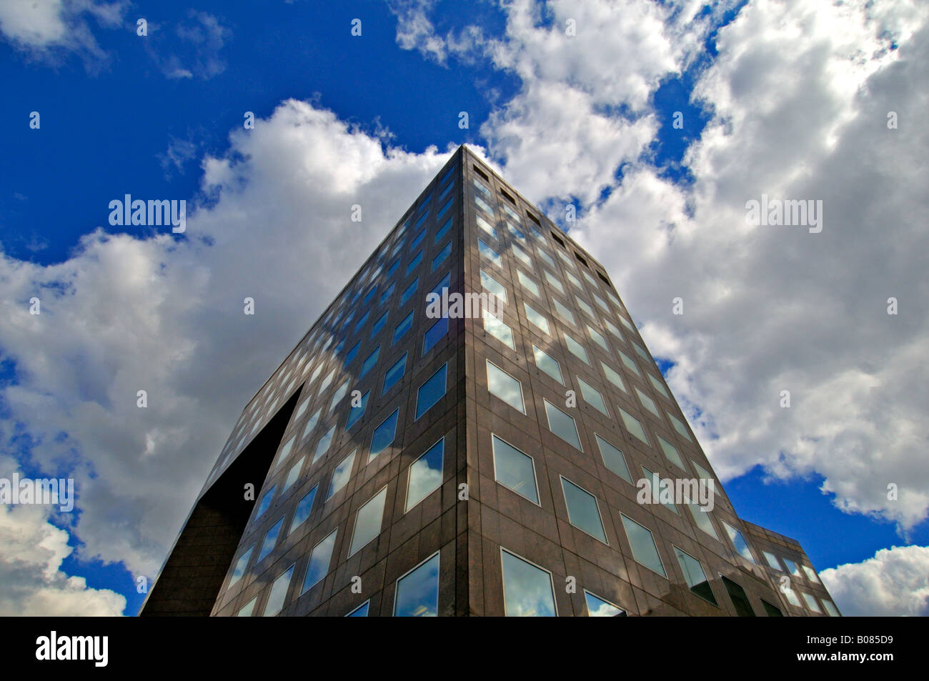 Number 1 london bridge hi-res stock photography and images - Alamy