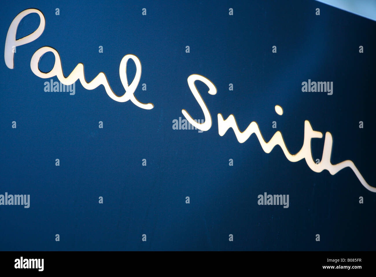Paul Smith sign outside shop Stock Photo - Alamy