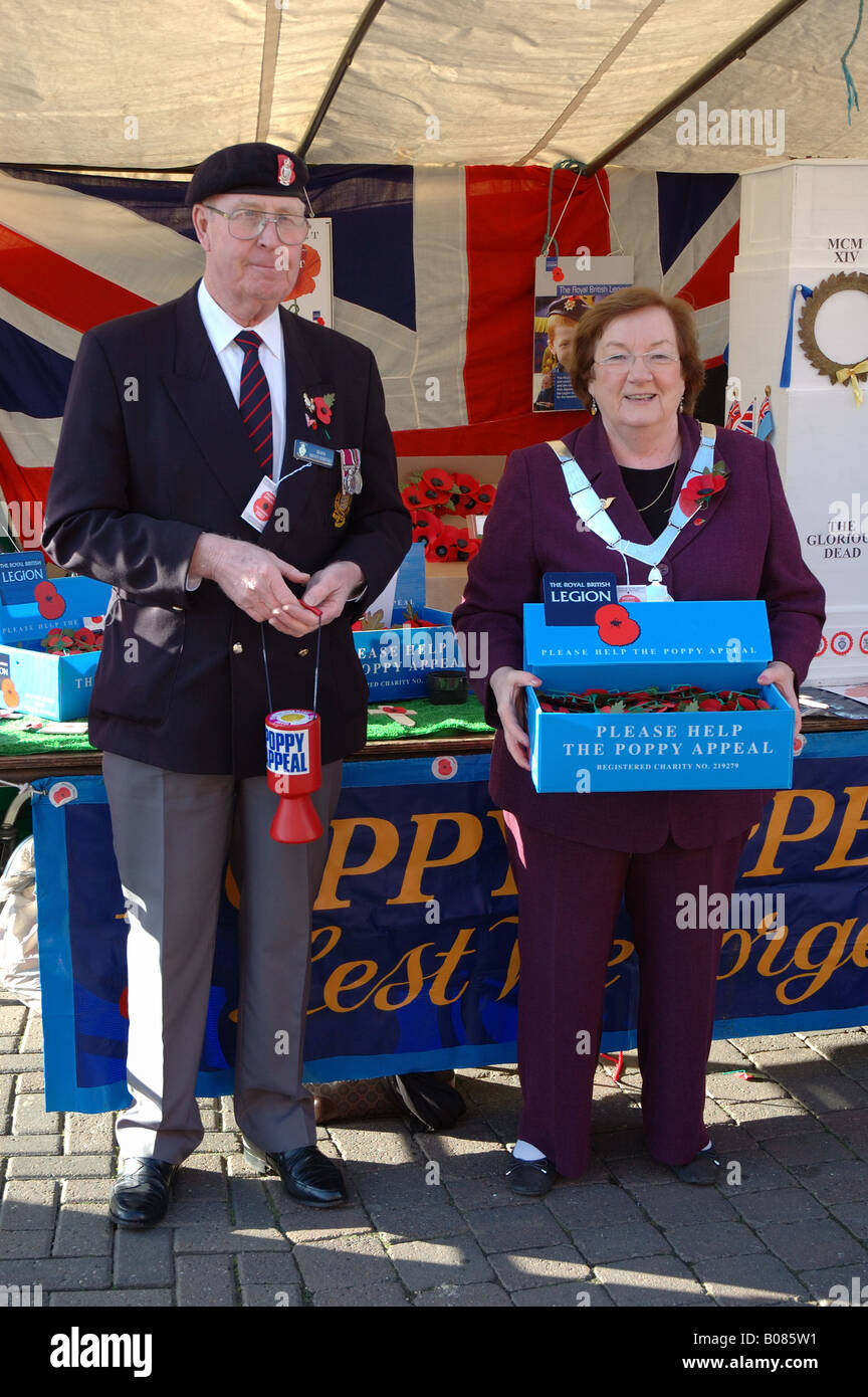 Poppy collection box hi-res stock photography and images - Alamy