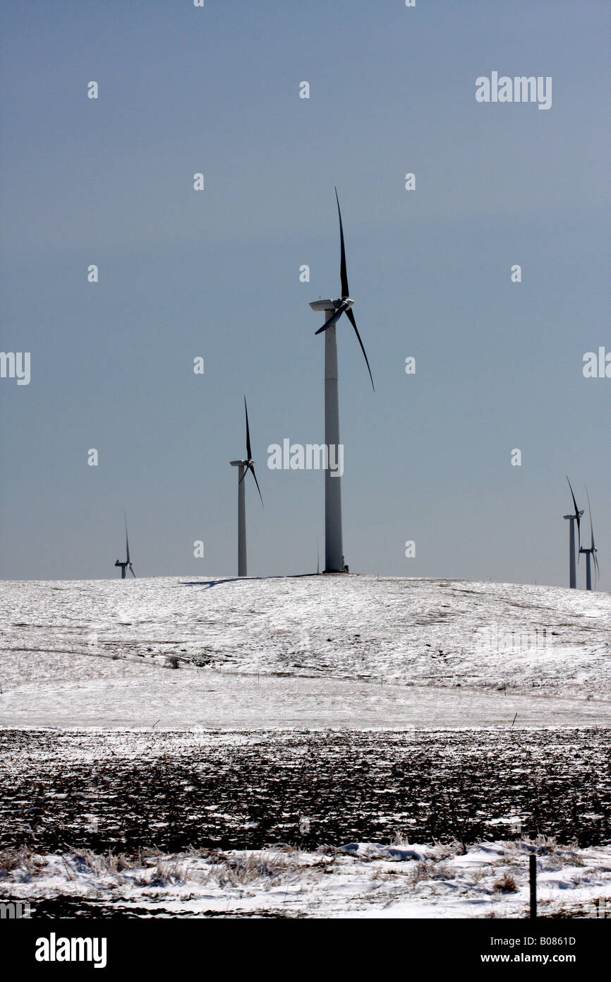 Power generators hi-res stock photography and images - Alamy