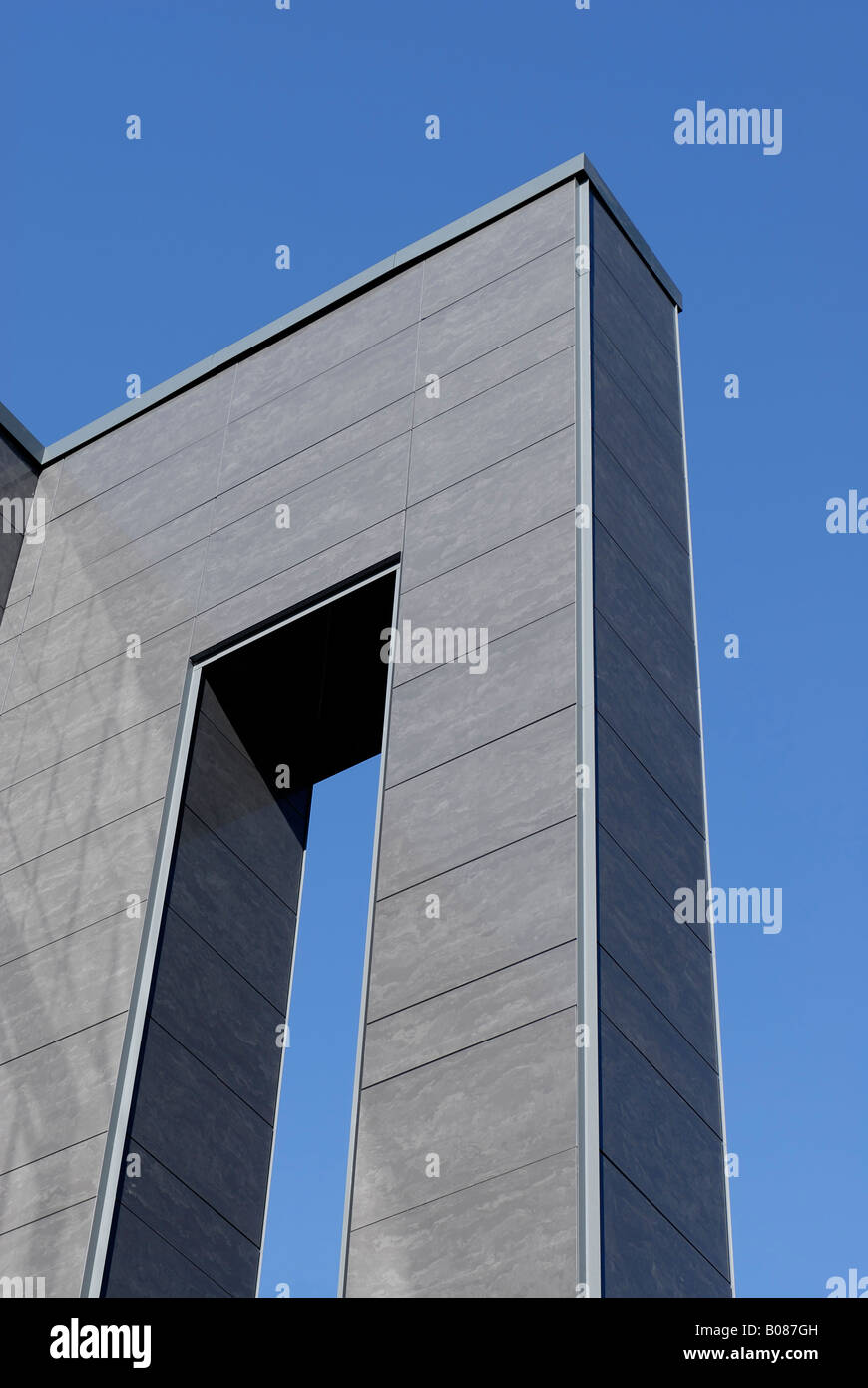 Modern Buttress Architecture