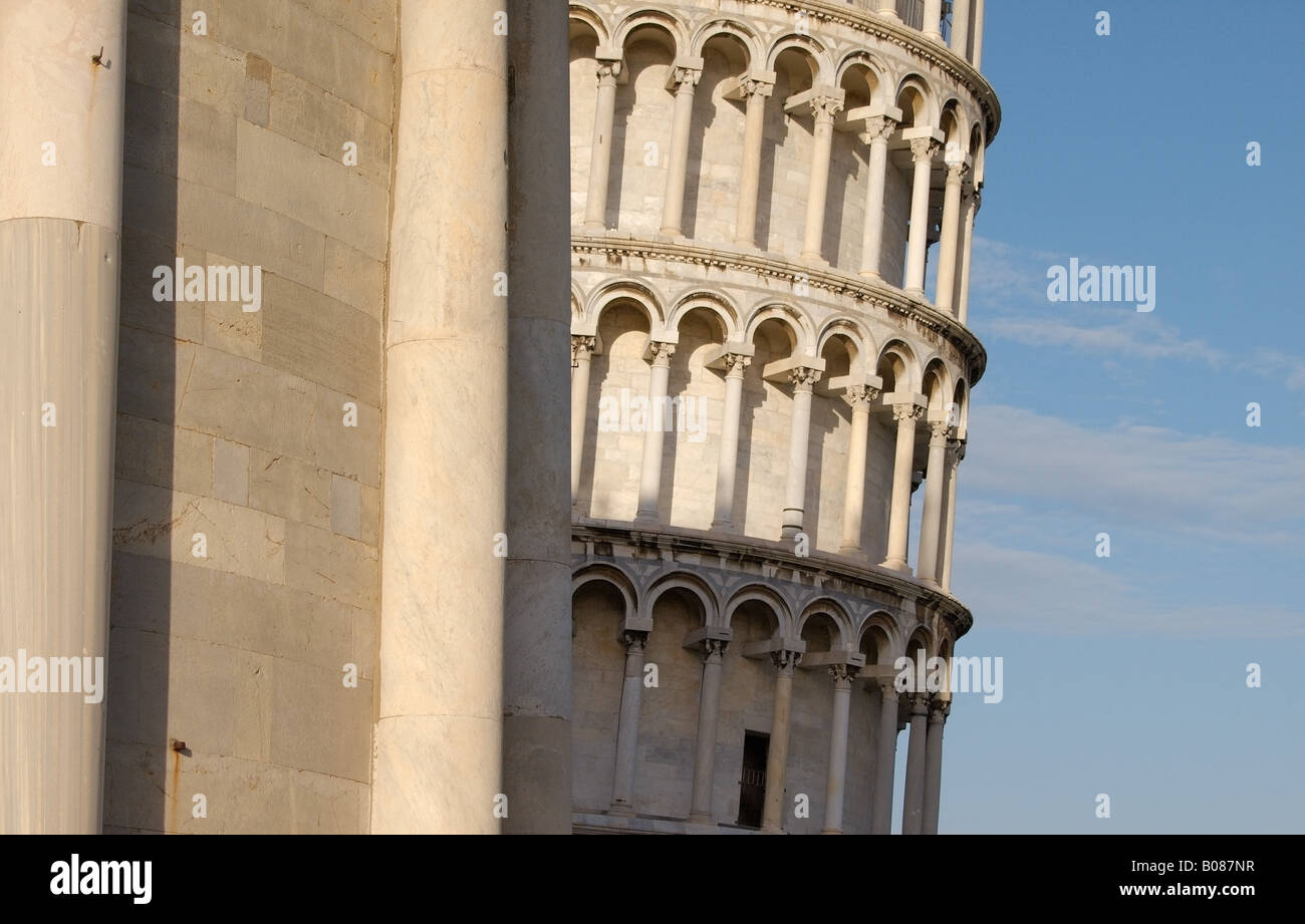 Architectural detail Leaning Tower of Pisa and the Cathedral Piazza del ...