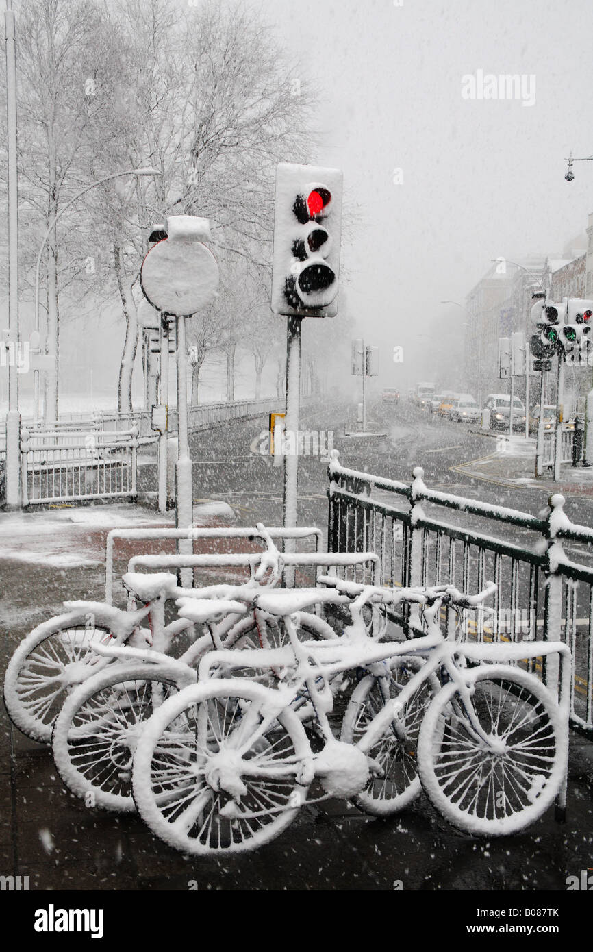 Brighton snow hi-res stock photography and images - Alamy