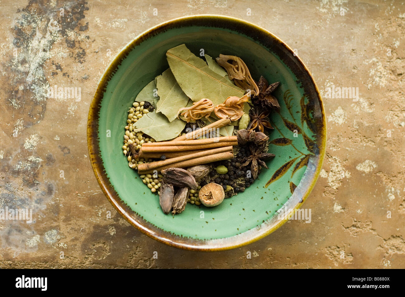 A bowl of potpourri Stock Photo - Alamy