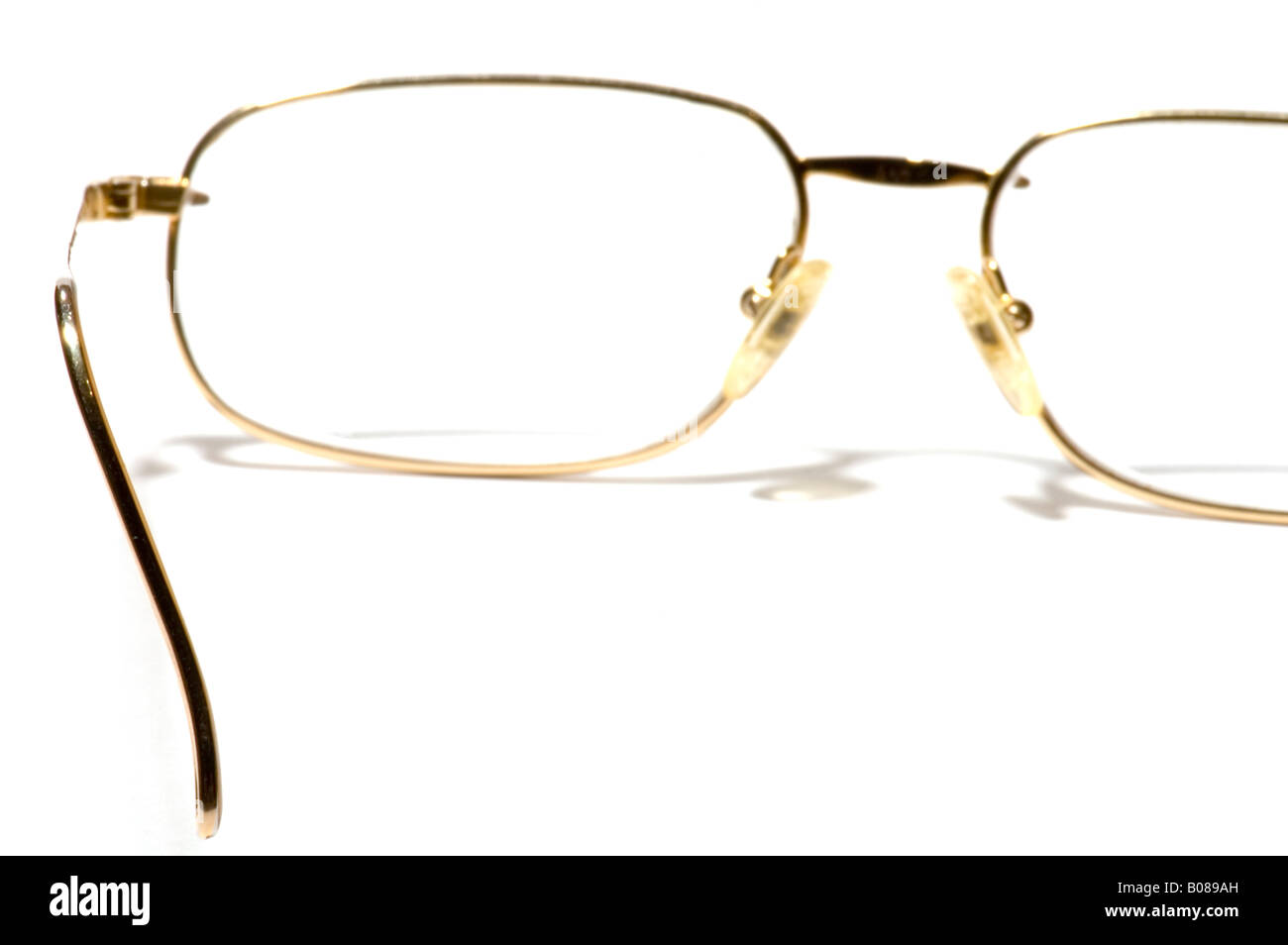 series object on white isolated glasses Stock Photo - Alamy