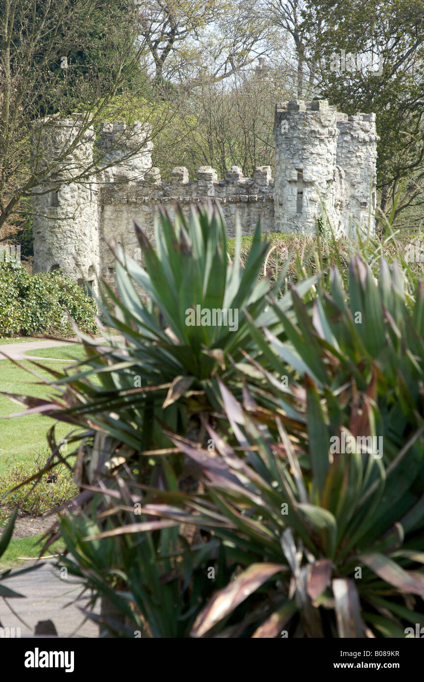 Reigate castle castle grounds surrey hi-res stock photography and ...