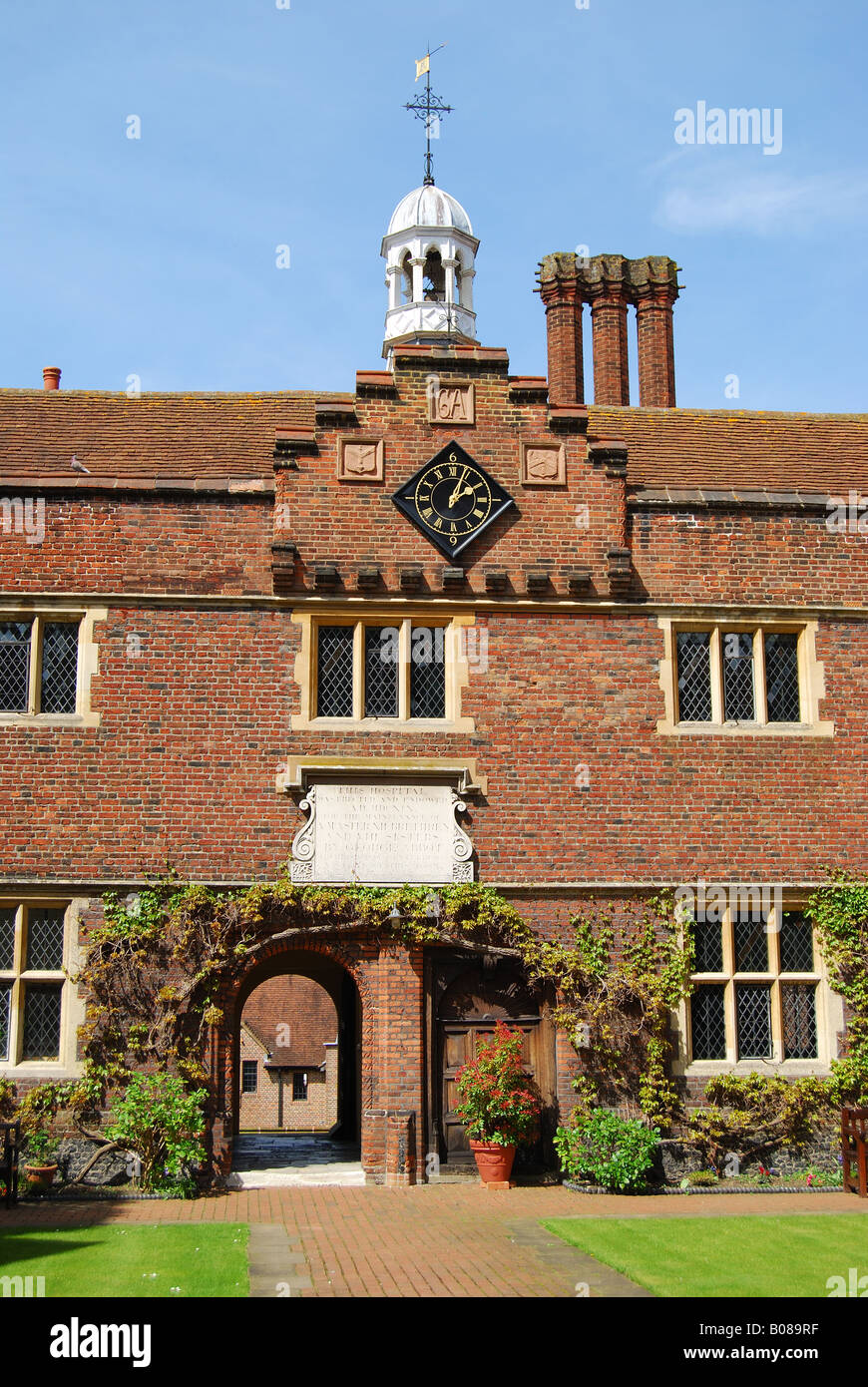 Hospital of the blessed trinity hi-res stock photography and images - Alamy