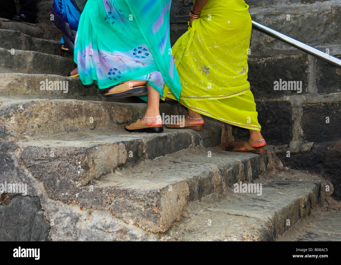 Steps feet hi-res stock photography and images - Alamy