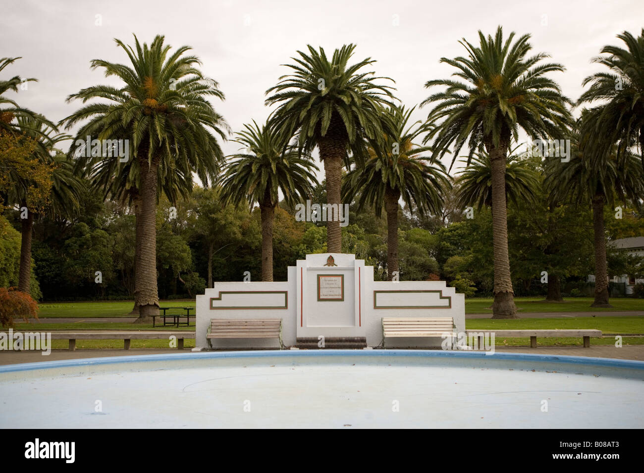 Empty paddling pool hi-res stock photography and images - Alamy