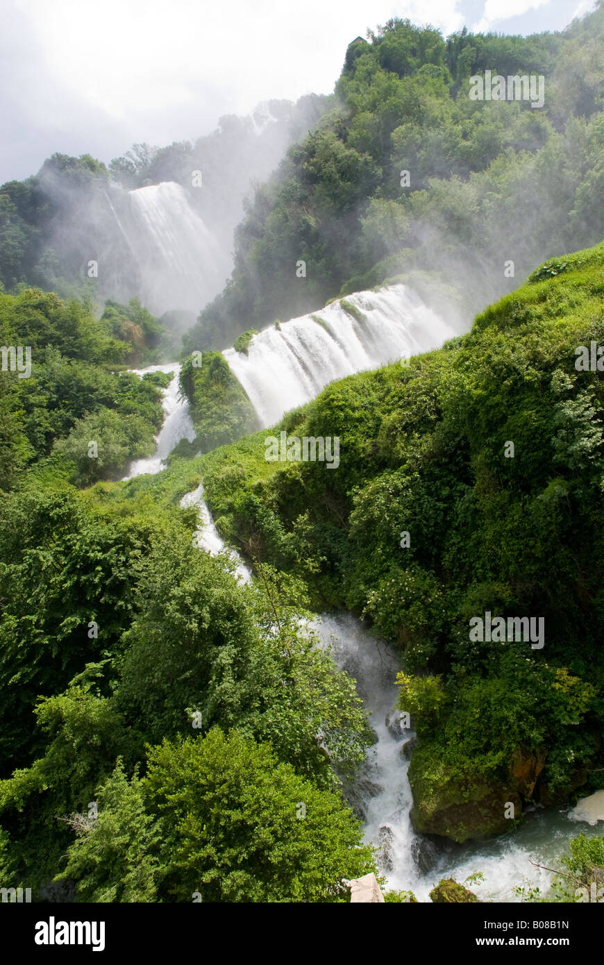 272 feet tall hi-res stock photography and images - Alamy