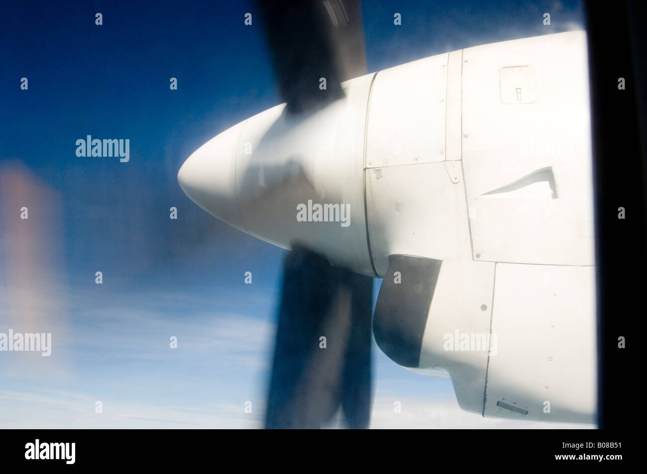 Turbo propeller from commuter plane Stock Photo - Alamy