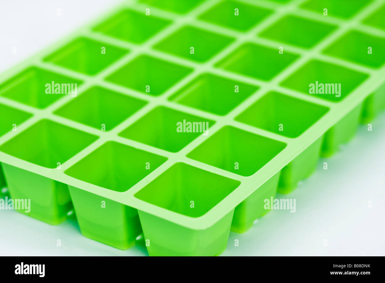 Propagation tray hi-res stock photography and images - Alamy