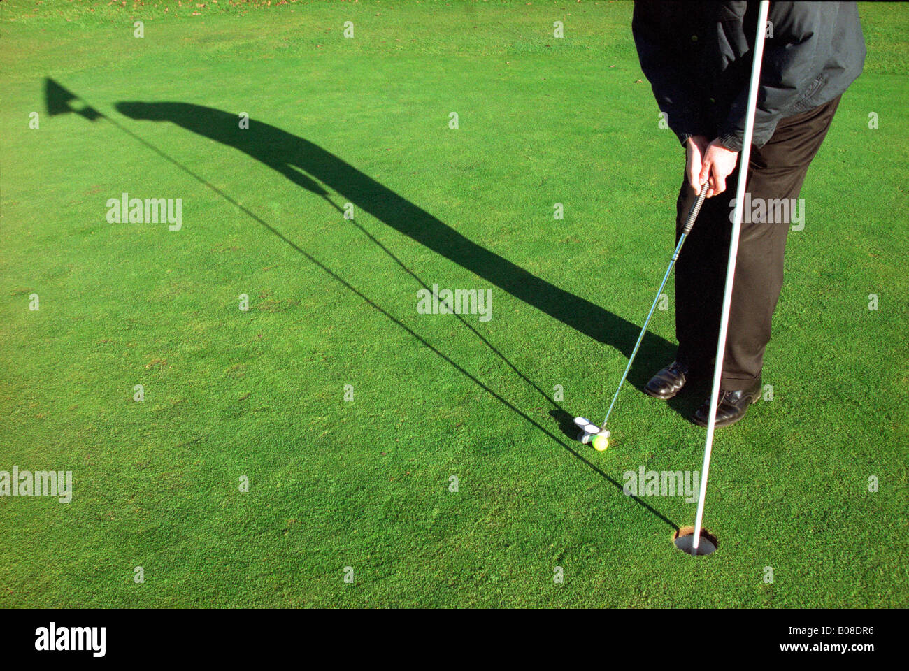 Golf putting competition hi-res stock photography and images - Alamy