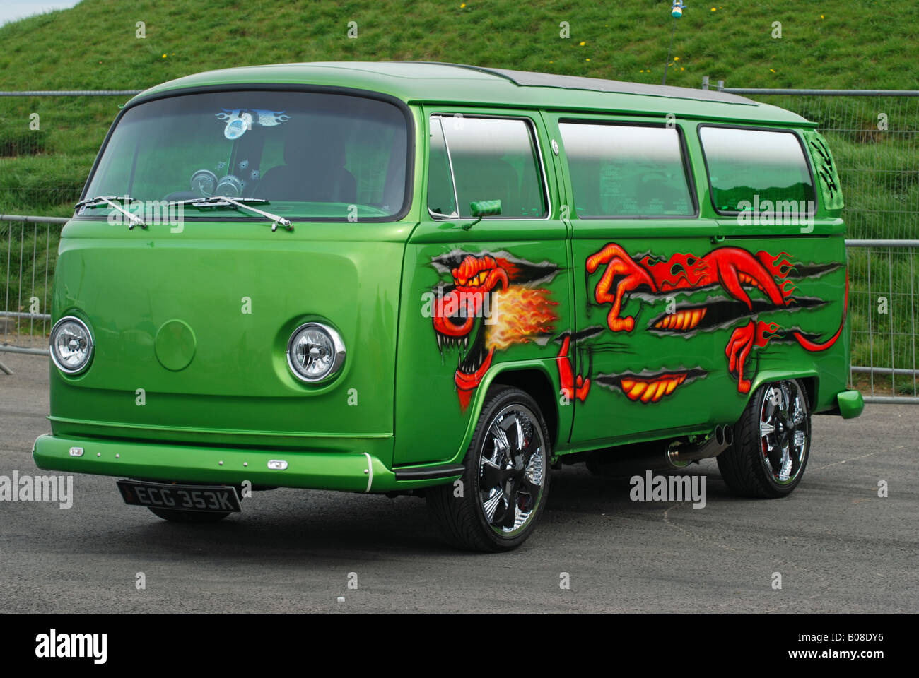 Vw bus type 2 hi-res stock photography and images - Alamy
