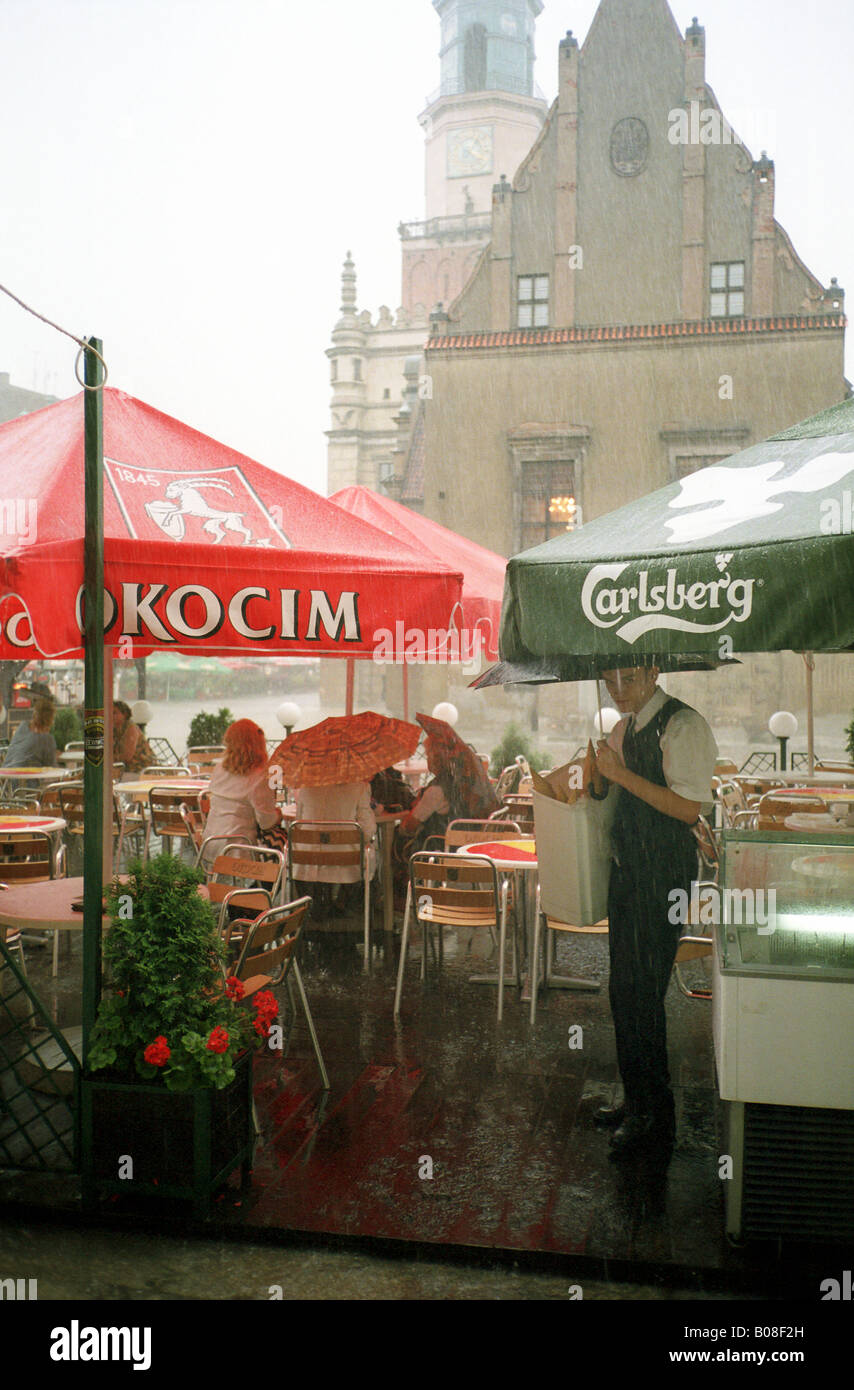 Market Square in the rain, Poznan, Poland Stock Photo - Alamy