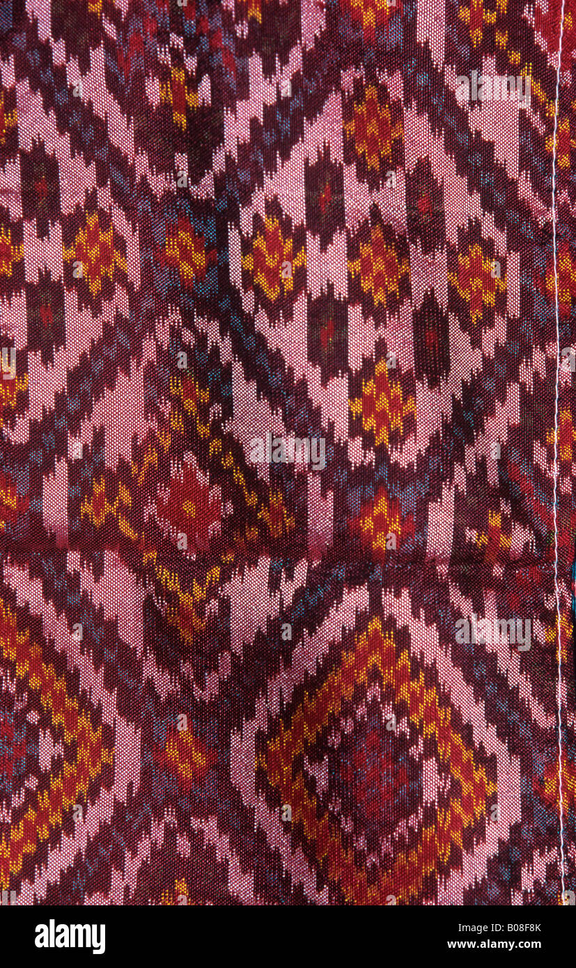India Rann of Kutch Gujerat crafts Ningad Harijan Village Ikat weaving ...