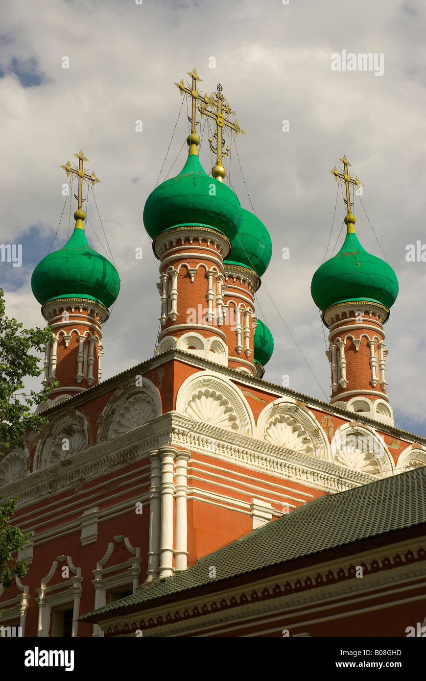 Russia. Moscow. Petrovsky district. Upper St. Peter Monastery. Green onion domes Stock Photo - Alamy