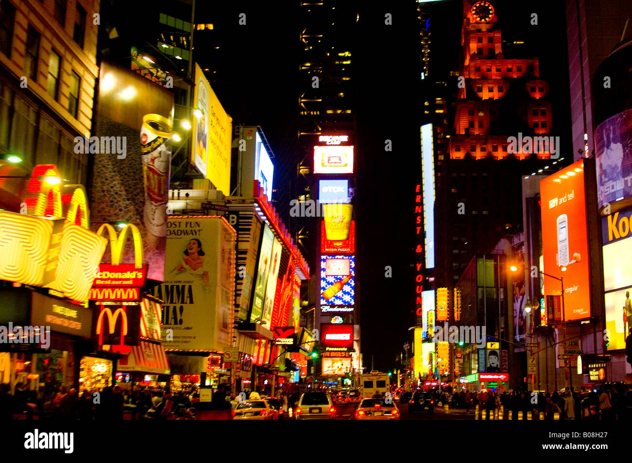 Times square n hi-res stock photography and images - Alamy
