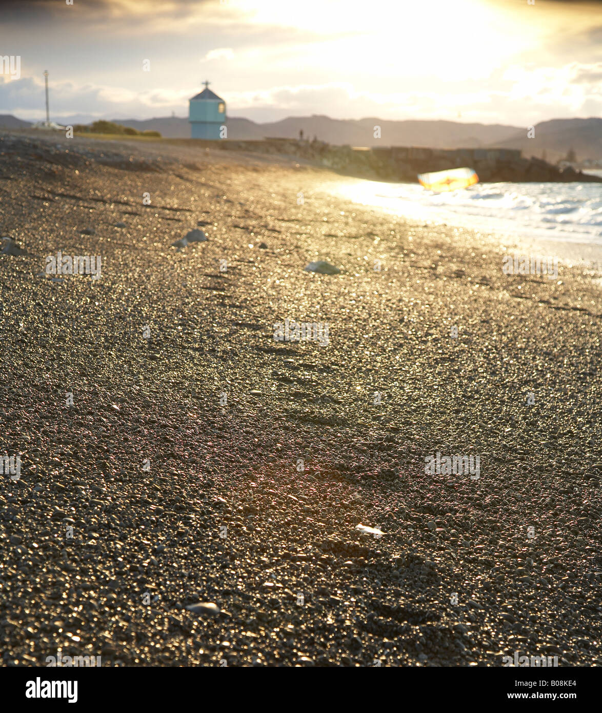 pebble beach at sunset napier hawkes bay Stock Photo - Alamy