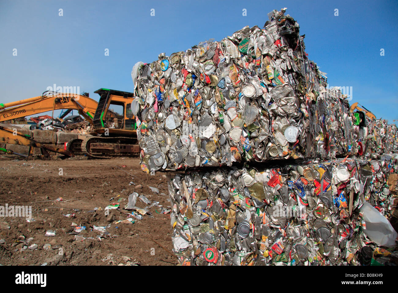 crushed cans recycling Stock Photo - Alamy