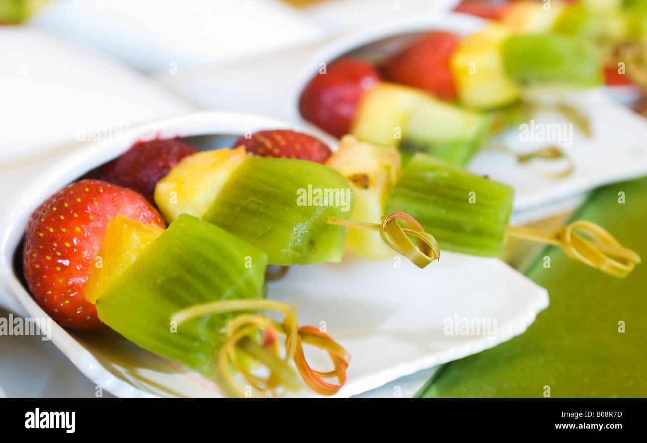 Fruit fruits skewers hi-res stock photography and images - Alamy