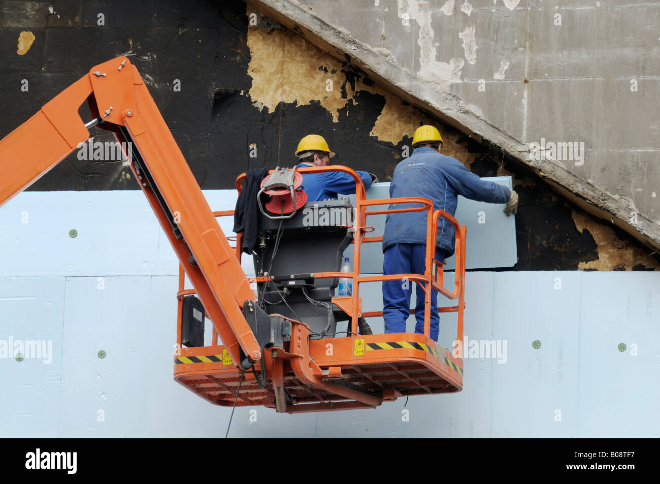 Construction worker lift exterior High Resolution Stock Photography and ...