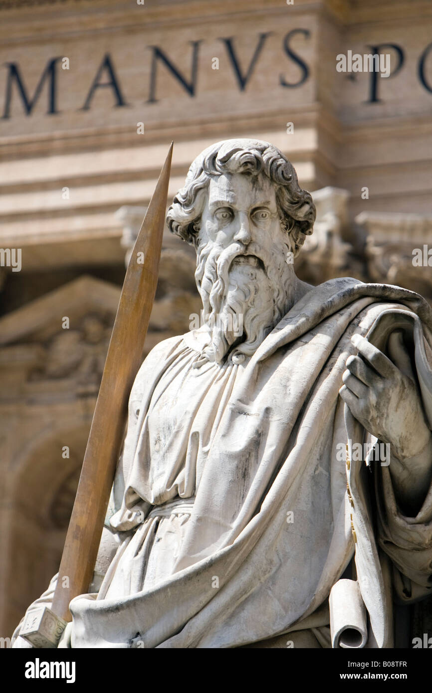 vatican statue Italy, Lazio, Rome, Vatican, St Peter statue, St Peter ...