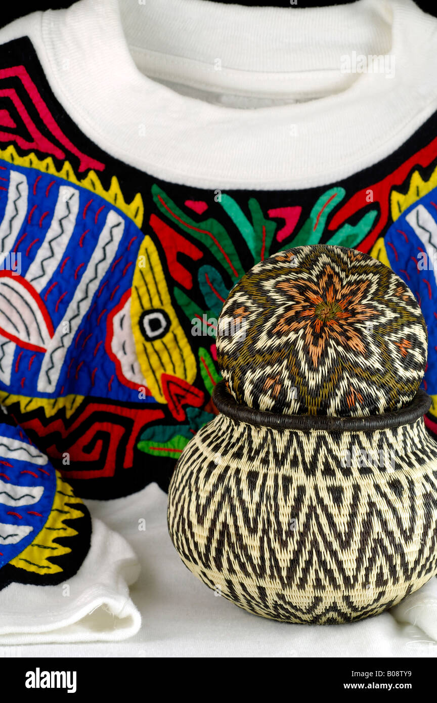 Latin America, Panama, Panamanian arts & crafts.Traditional Embera ...