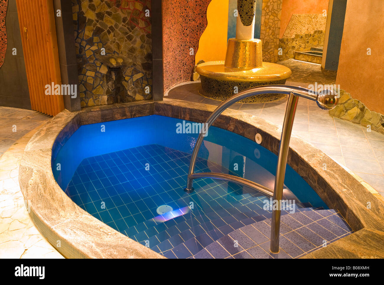 Kneipp becken hi-res stock photography and images - Alamy