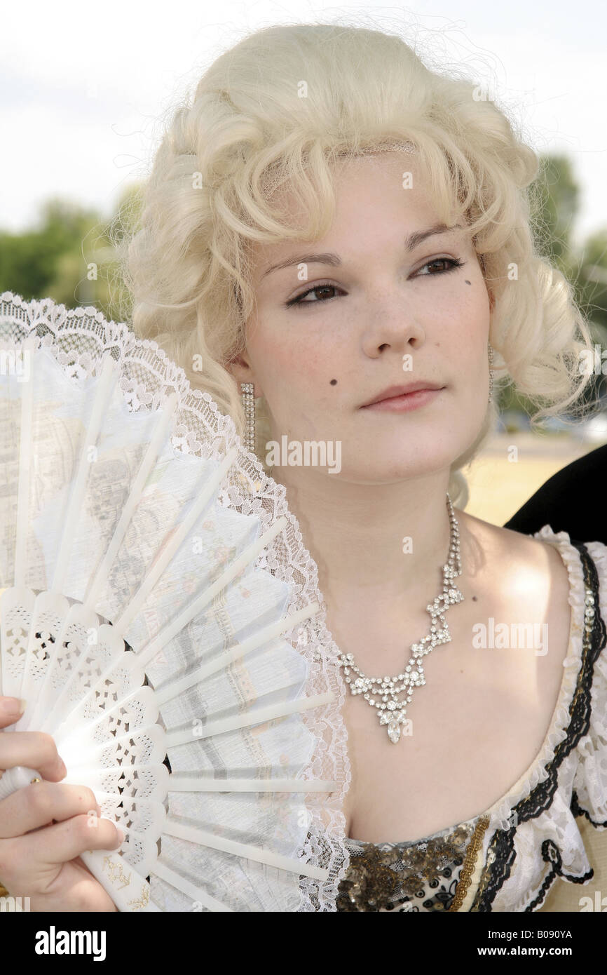 women in clothes of the baroque period at Leopoldsfest in Dessau Stock ...