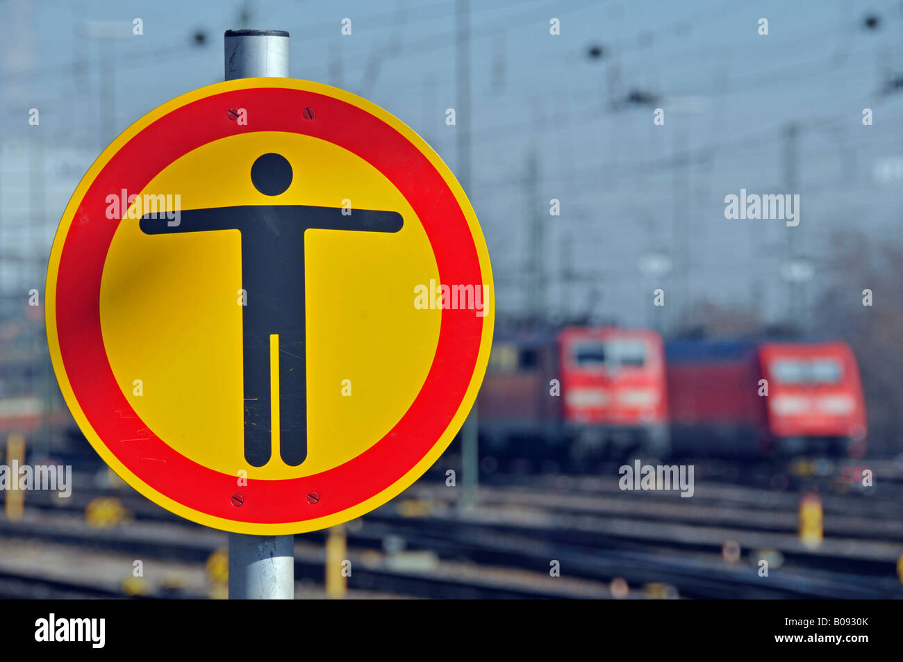No entry sign in germany hi-res stock photography and images - Alamy